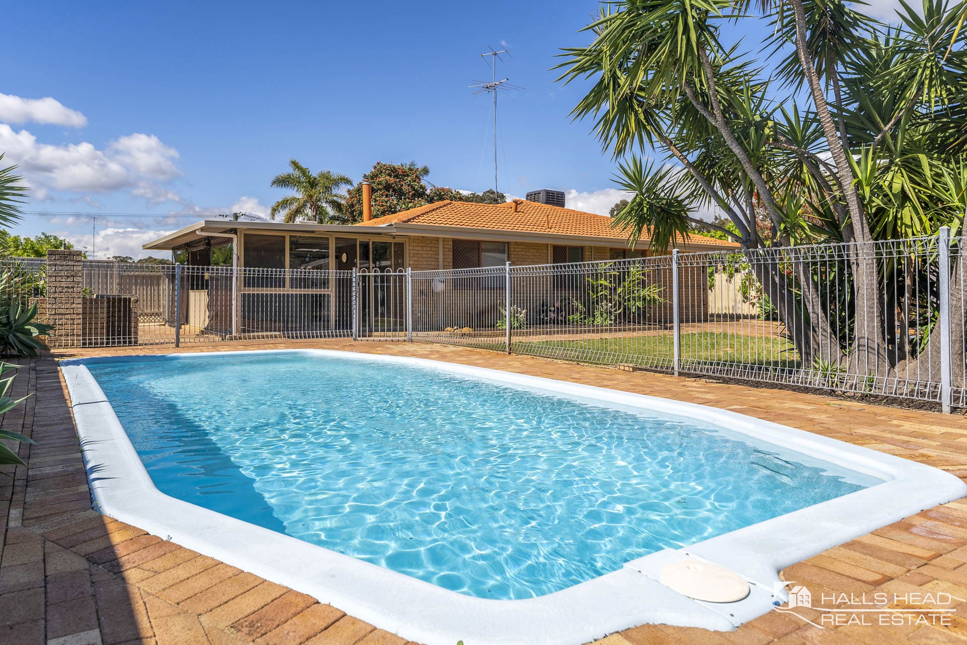 101 Boundary Road Dudley Park | Halls Head Real Estate